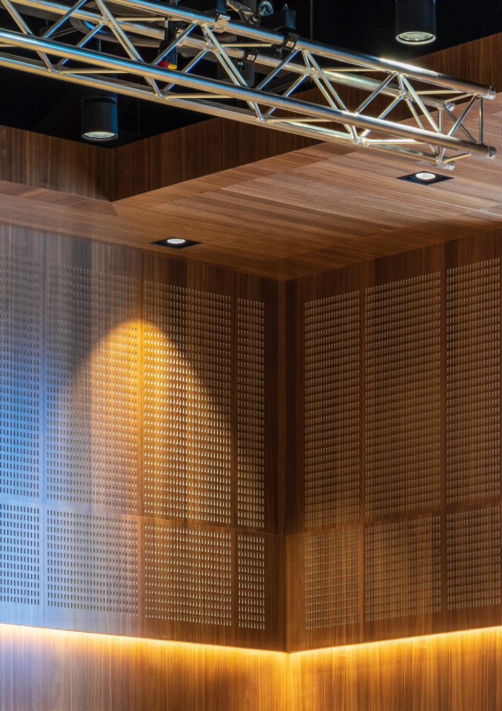 QUB - Students' Union - LSA Projects Ltd